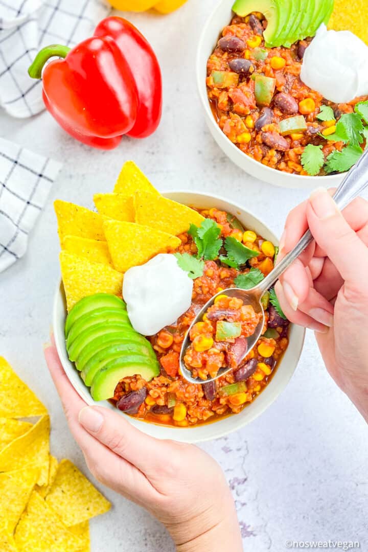 Chili Sin Carne (Vegan Chili) – No Sweat Vegan